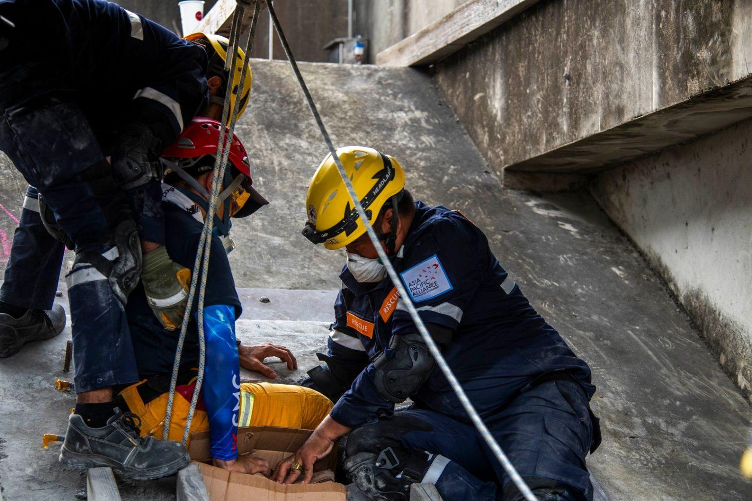 Strengthening Regional Disaster Response: USAR Training in the Joint ...